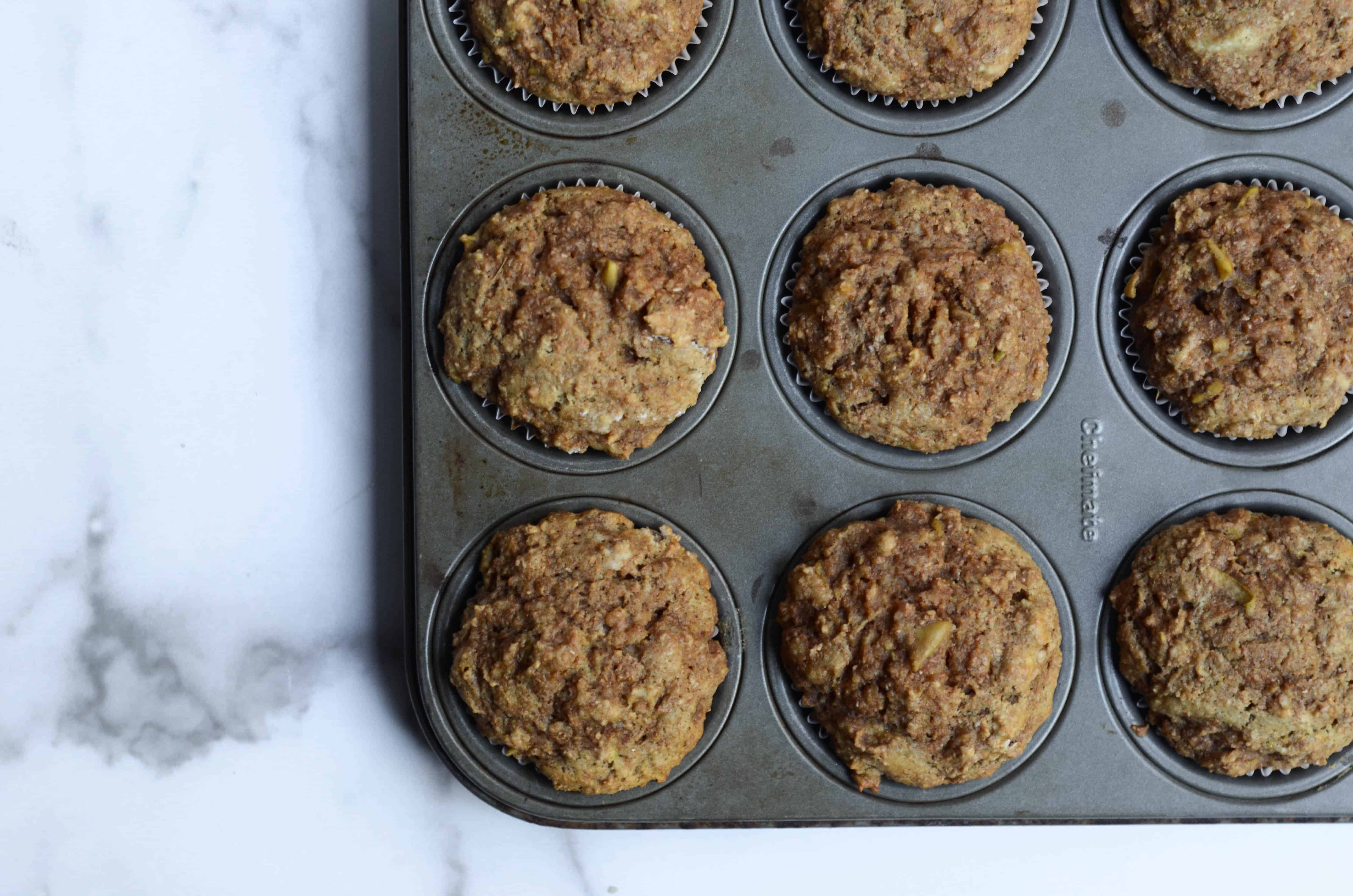 Healthy Apple Cinnamon Muffins (no refined sugar!) | Worn Slap Out