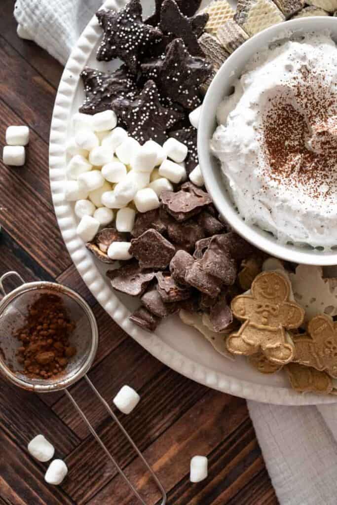 3 Ingredient Hot Cocoa Dip - Worn Slap Out